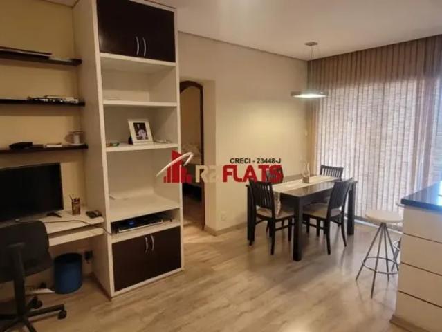 Flat com ótimo preço no bairro Moema. Confira!