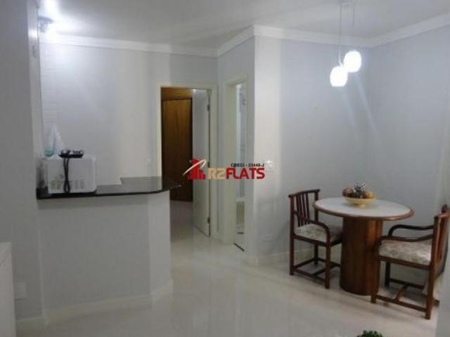 Flat com ótimo preço no bairro Moema. Confira!