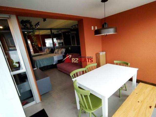 Flat com ótimo preço no bairro Moema. Confira!