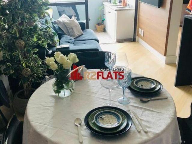 Flat com ótimo preço no bairro Moema. Confira!