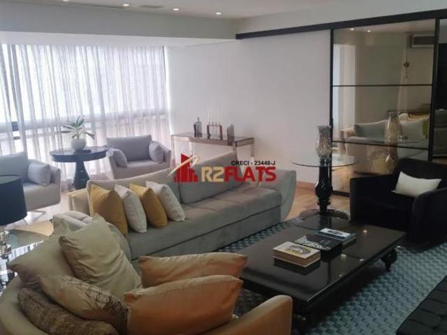 Flat com ótimo preço no bairro Moema. Confira!