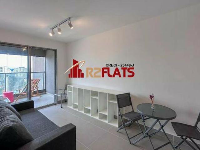 Flat com ótimo preço no bairro Santo Amaro. Confira!