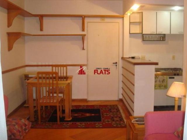 Flat com ótimo preço no bairro Pinheiros. Confira!