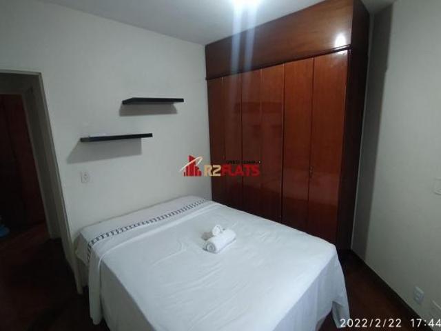 Flat com ótimo preço no bairro Pinheiros. Confira!