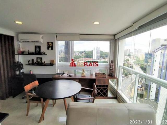 Flat com ótimo preço no bairro Pinheiros. Confira!