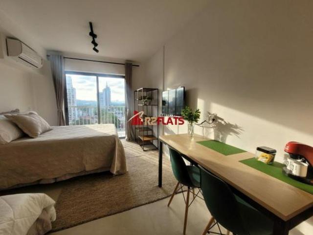 Flat com ótimo preço no bairro Pinheiros. Confira!