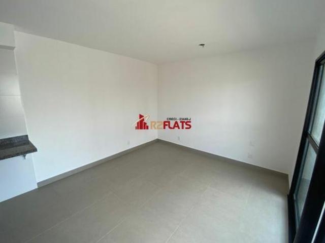 Flat com ótimo preço no bairro Pinheiros. Confira!