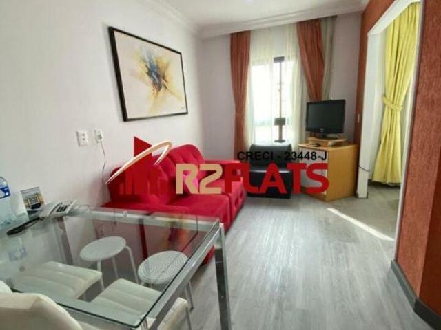 Flat com ótimo preço no bairro Pinheiros. Confira!