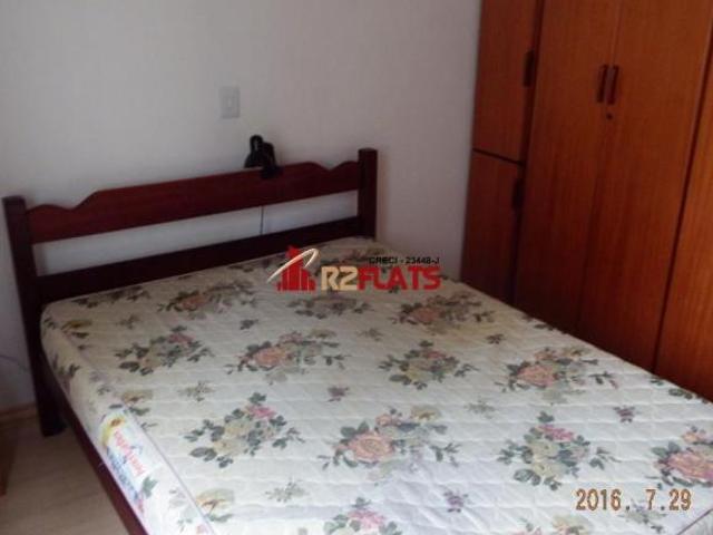 Flat com ótimo preço no bairro Pinheiros. Confira!