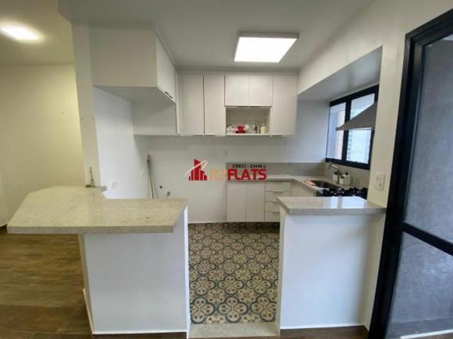 Flat com ótimo preço no bairro Pinheiros. Confira!