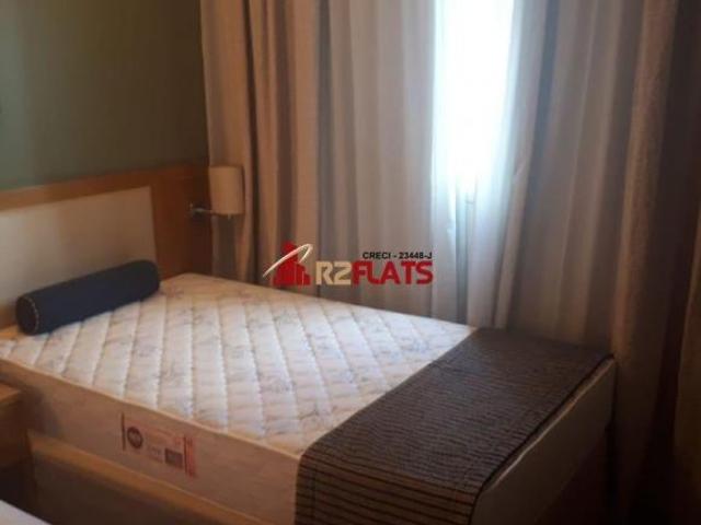 Flat com ótimo preço no bairro Pinheiros. Confira!