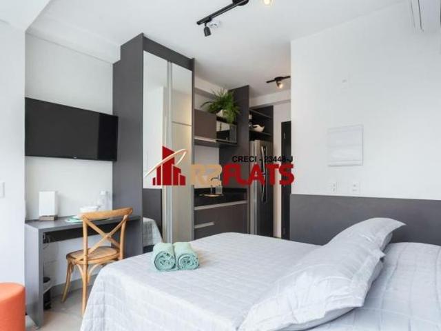 Flat com ótimo preço no bairro Pinheiros. Confira!