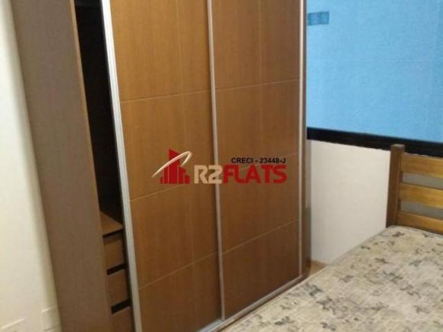 Flat com ótimo preço no bairro Pinheiros. Confira!