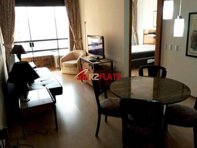 Flat com ótimo preço no bairro Pinheiros. Confira!
