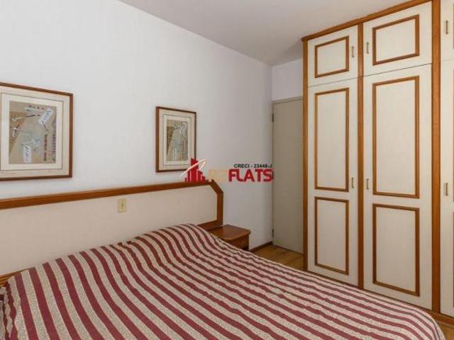Flat com ótimo preço no bairro Pinheiros. Confira!