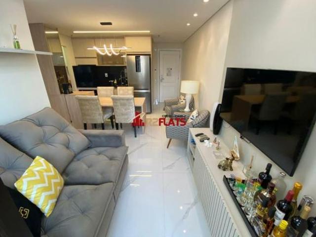 Flat com ótimo preço no bairro Vila Olímpia. Confira!
