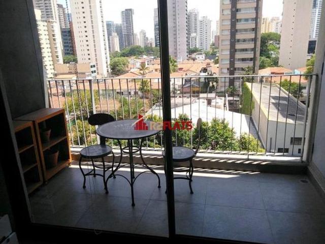 Flat com ótimo preço no bairro Vila Olímpia. Confira!