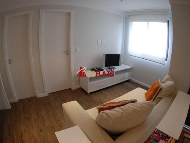 Flat com ótimo preço no bairro Vila Olímpia. Confira!