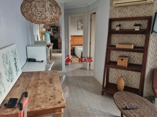 Flat com ótimo preço no bairro Vila Olímpia. Confira!