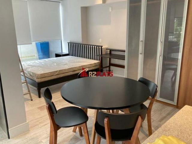 Flat com ótimo preço no bairro Vila Olímpia. Confira!