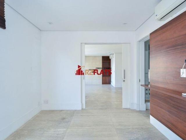 Flat com ótimo preço no bairro Vila Olímpia. Confira!