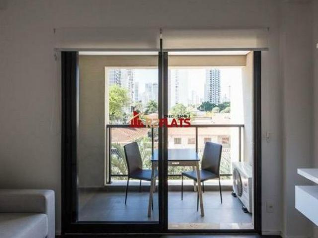 Flat com ótimo preço no bairro Vila Olímpia. Confira!