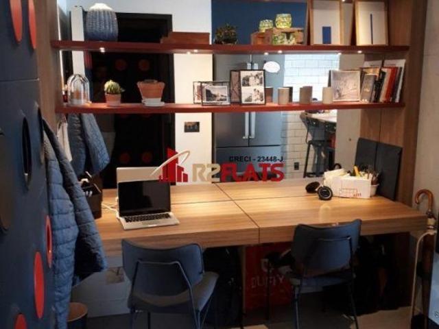 Flat com ótimo preço no bairro Vila Olímpia. Confira!