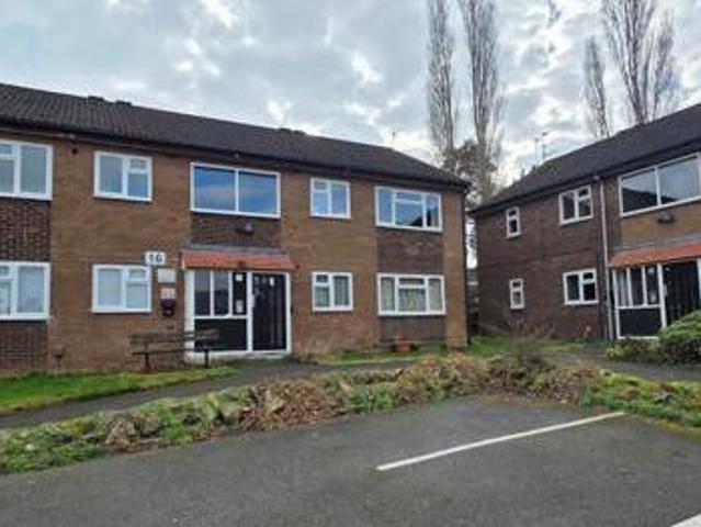 Flat, Cote Green Lane, 1 Bedroom Ground