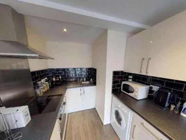 Flat,croft Buildings, 2 Bedroom Flat