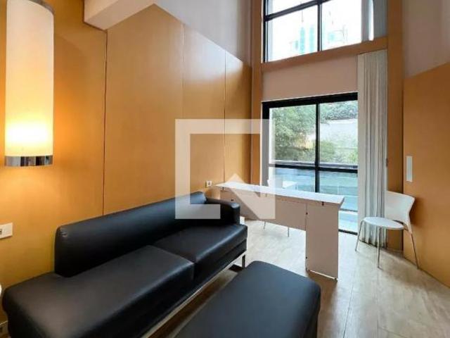 Flat duplex a venda em Moema, São Paulo