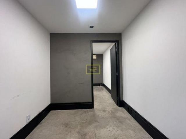 Flat duplex para venda no Jardins