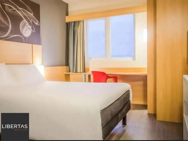Flat da rede ÍBIS, 1 dormitório com uma suíte