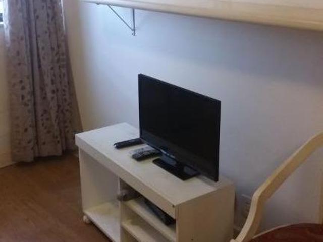 Flat de luxo à venda no Jardim Paulista, São Paulo SP: 1 quarto, 2 salas, 1 banheiro, 1 vaga de gara