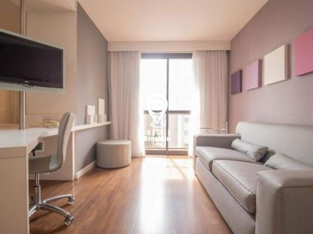 Flat de 32m a venda na Vila Mariana 3 min do metro Paraiso