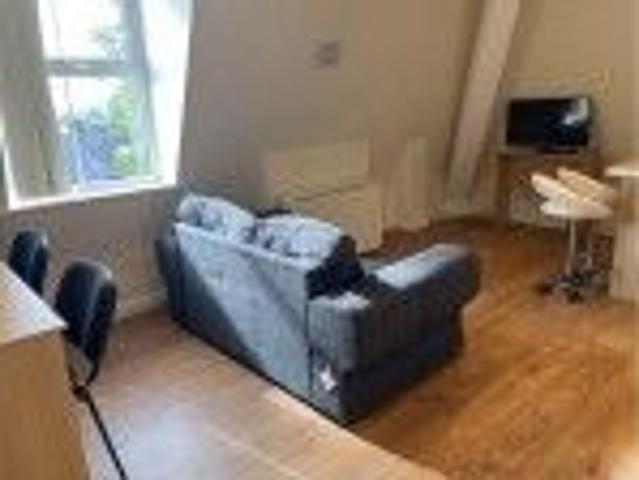 Flat E, 2 Moorgate Avenue, Crookesmoor