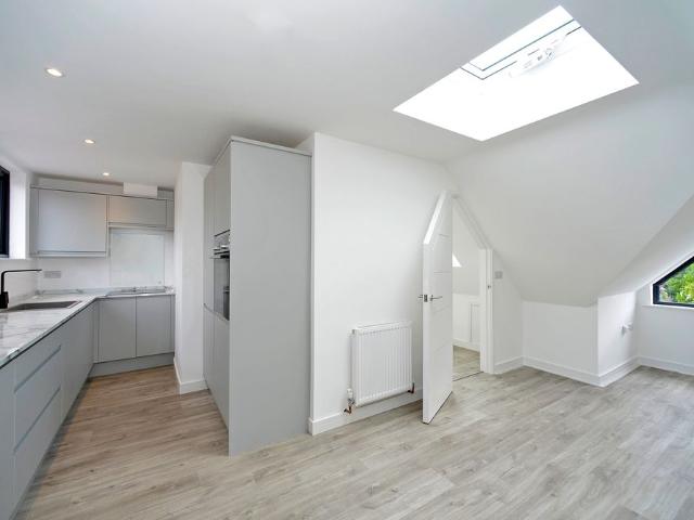 Flat E Kathleen House Lion Mead, Haslemere 1 bedroomProperty for lettings Seymours