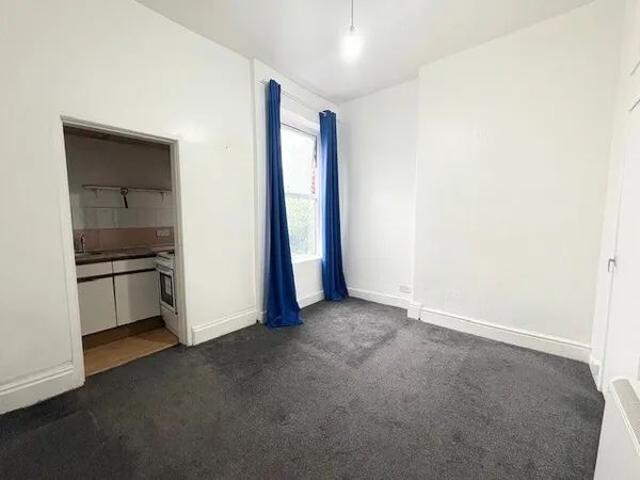 Flat E, Park Road BL1