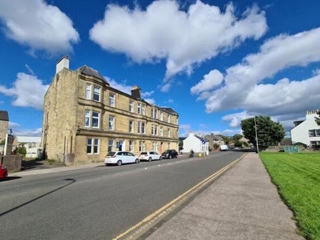 Flat /, East Clyde Street, 2 Bedroom Flat