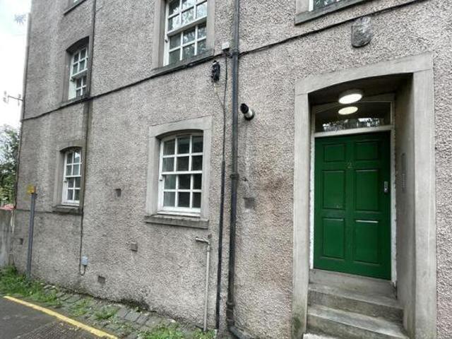 Flat,eastbridge Mews Castlehill Place, 2 Bedroom Flat