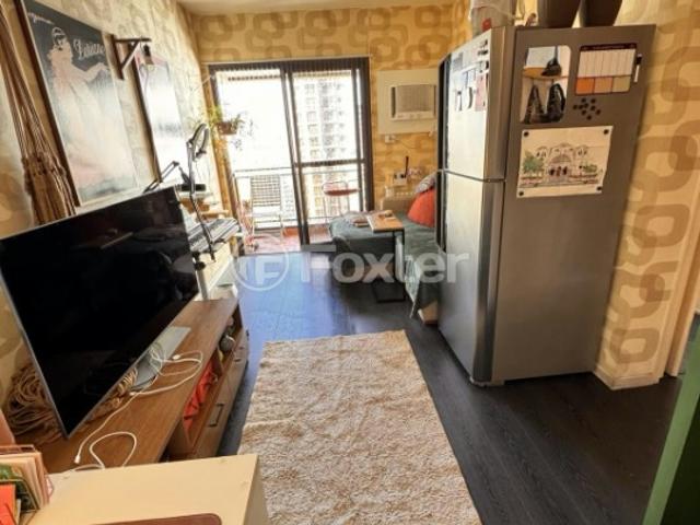 Flat em condomínio com 1 dormitórios em São Paulo
