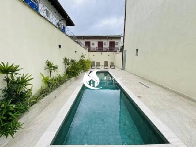 Flat em condomínio fechado com 02 dormitórios localizado na praia de Juquehy