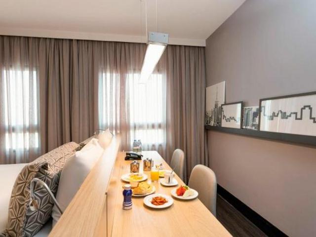 Flat em Pinheiros disponível para venda com 28m² e 01 vaga de garagem
