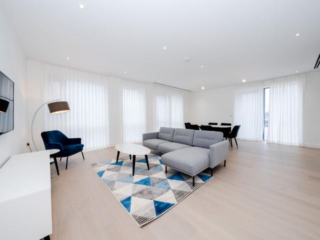 Flat, Fairbank House, Beaufort Square, London NW9, 4 bed flat to rent, £5,500 pcm | PrimeLocation