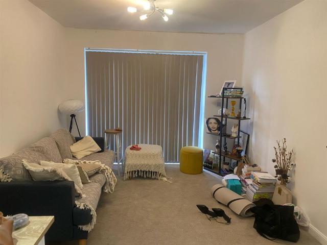Flat For Rent Heol Gruffydd, Pontypridd