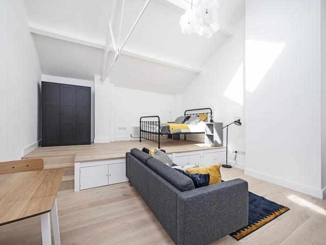 Flat for Rent in Magri Walk | Foxtons