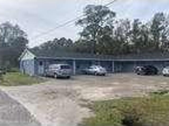 Flat For Rent In Moss Point, Mississippi