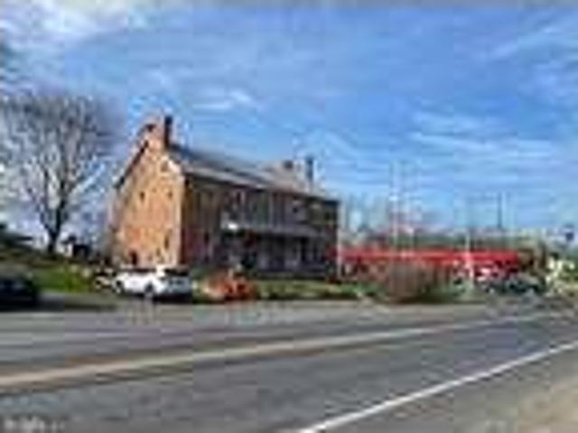 Flat For Rent In Newville, Pennsylvania