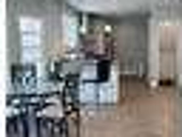 Flat For Rent In Oakland, California