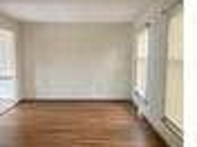Flat For Rent In Austintown, Ohio