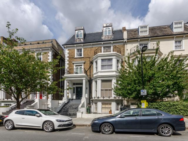 Flat for Rent in Adamson Road | Foxtons
